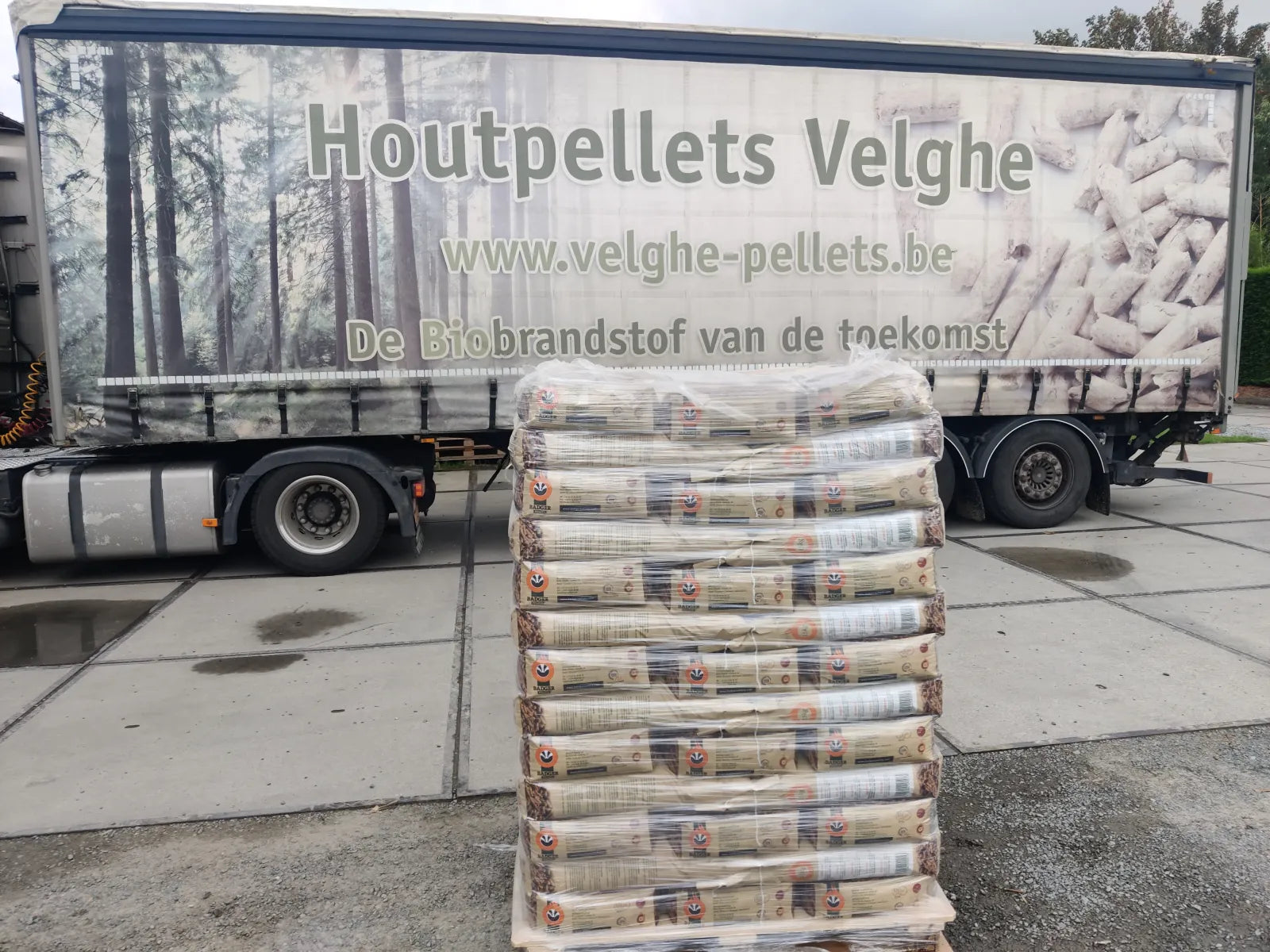 BADGER PELLETS - 1 PALLET - 65 ZAKKEN - 975 KG – Velghe Pellets